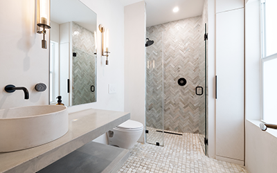ADA Compliant & Accessible Showers in Vermont | Acme Glass